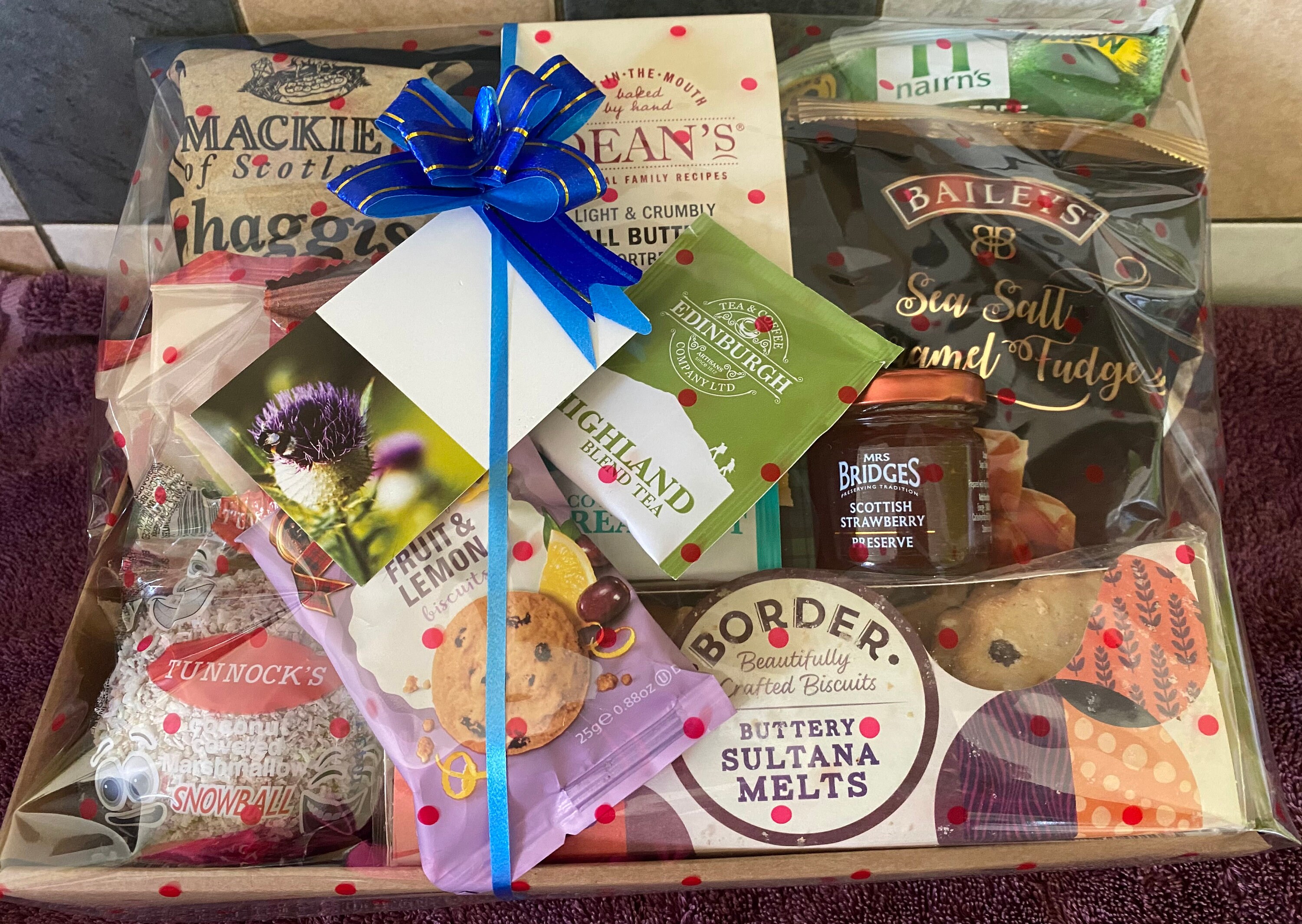 A Taste of Scotland Scottish Luxury Food Hamper. Traditional | Etsy