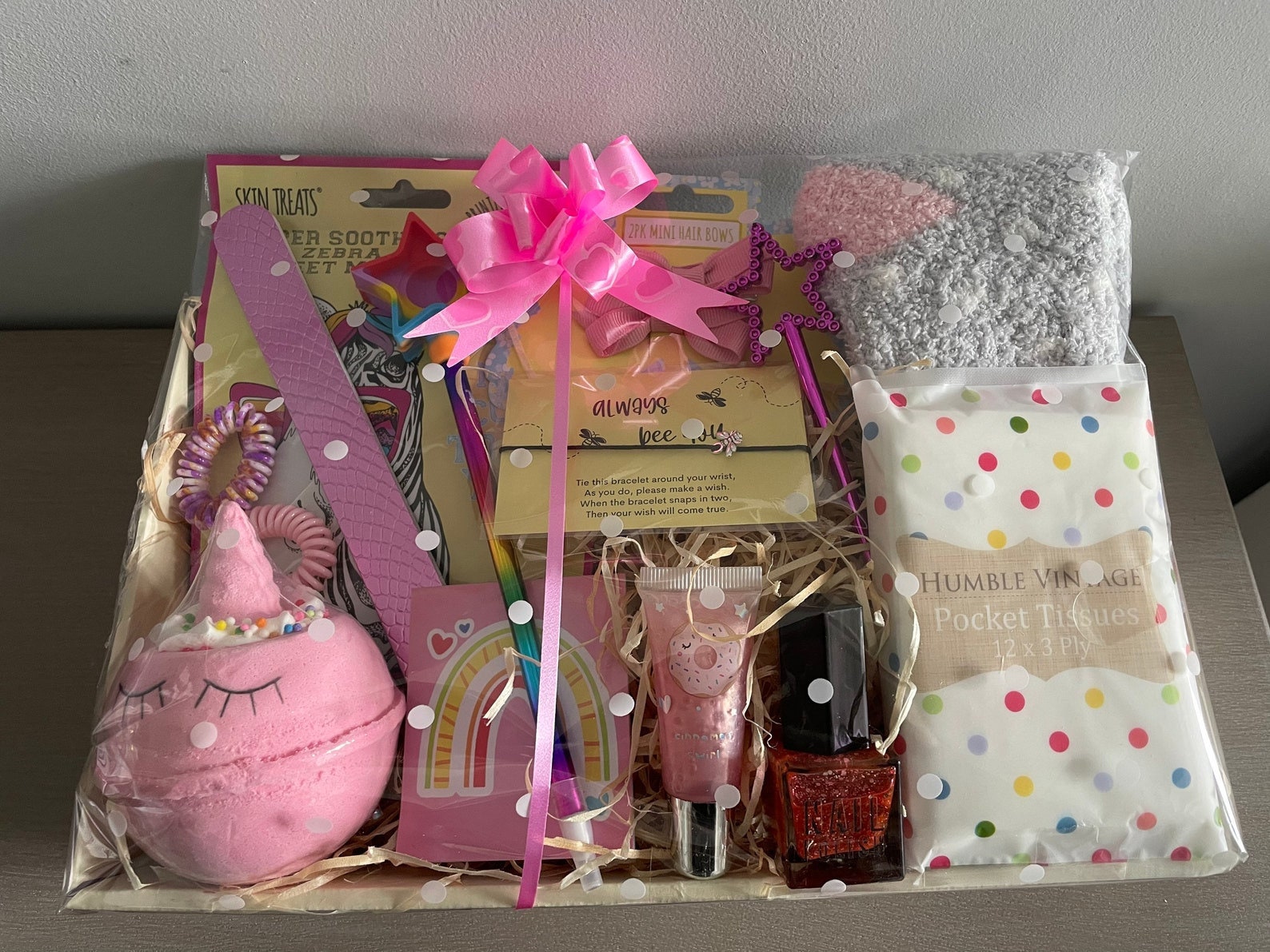 Girls Hamper | Young Girl Pamper Gift Hamper | Gift for Her | Girls ...