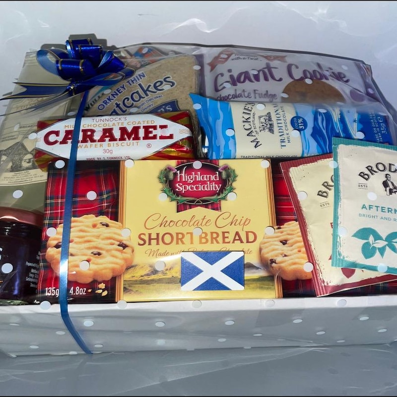 Larger Hamper Men Christmas - Etsy UK