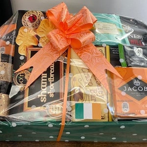 Irish Gift Hamper Ireland Snack Gift Gift Box From Ireland Ireland ...