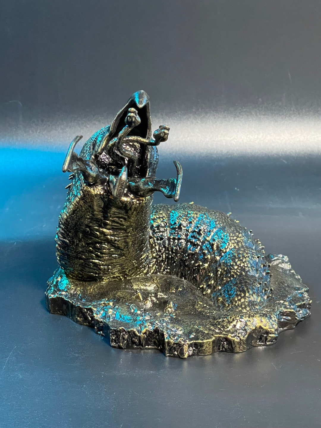 CREATUREPORIUM ESSENTIALS Graboid Statue approx 6 7 Inches Tall - Etsy