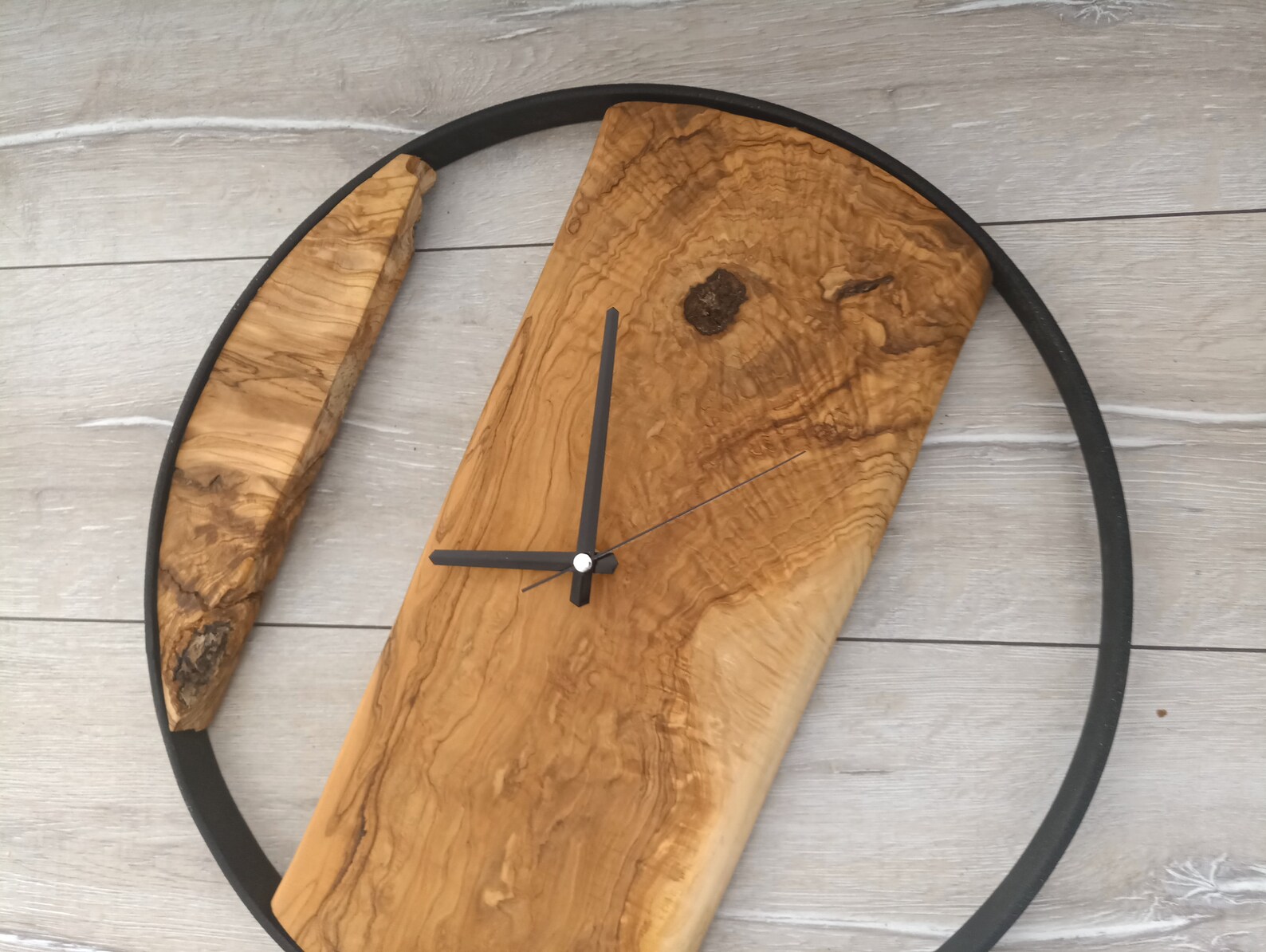 18, İron Frame Wood Clock, Tree Slice Clock, Natural Wood Clock, Wooden ...