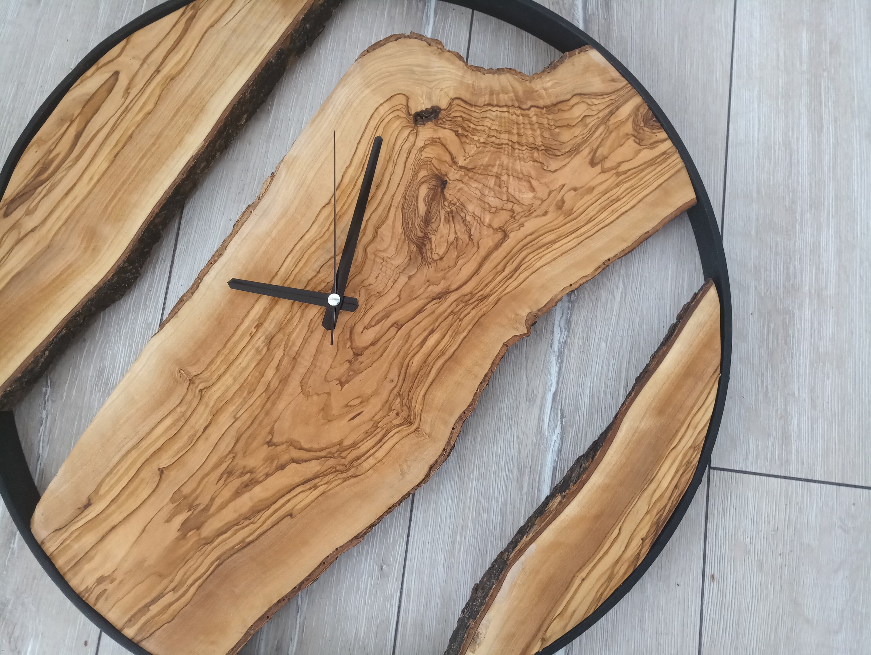 XXL Wall Clock, İron Frame Live Edge Clock, Wood Clock, 20 Inches ...