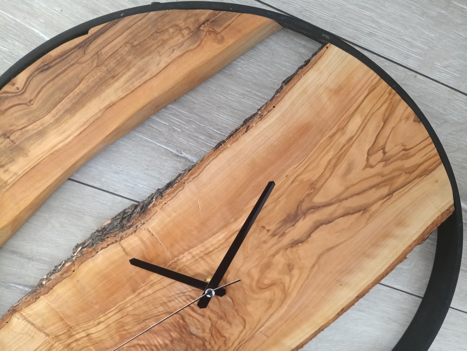 18, Made to Order, Live Edge Clock, Wood Clock, Rustic Wood Clock ...