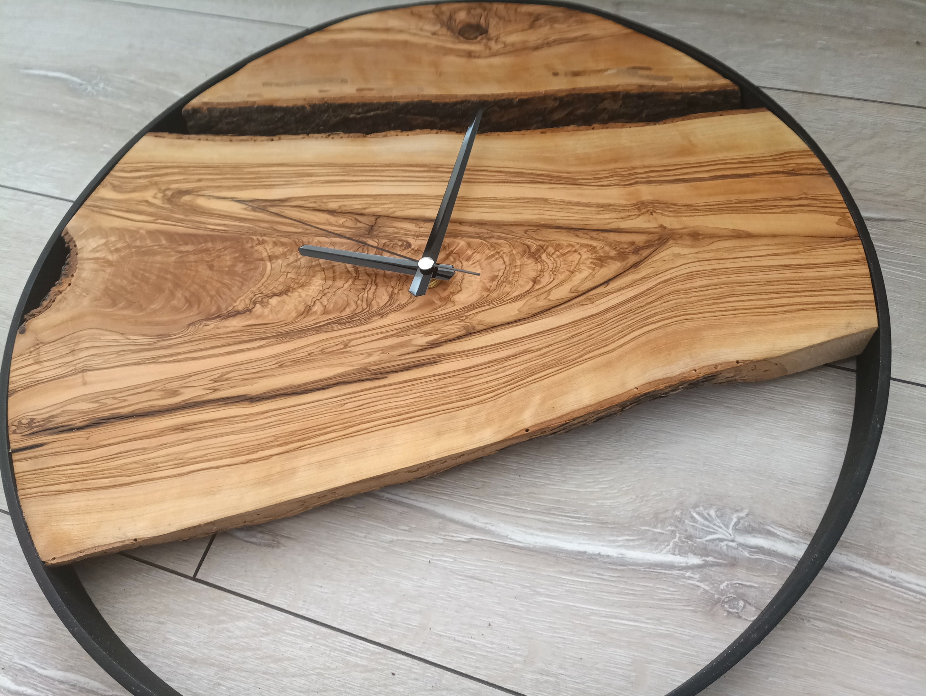 18", Made to Order, Live Edge Clock, Wood Clock, Rustic Wood Clock ...