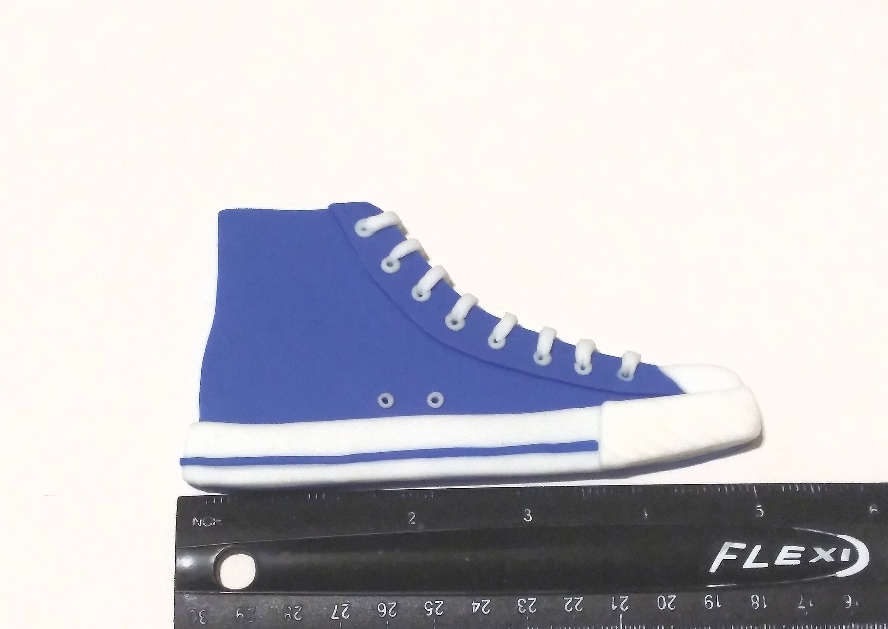 Fondant 2D Sneaker Cake Topper. Fondant Casual Shoe Cake Decoration - Etsy