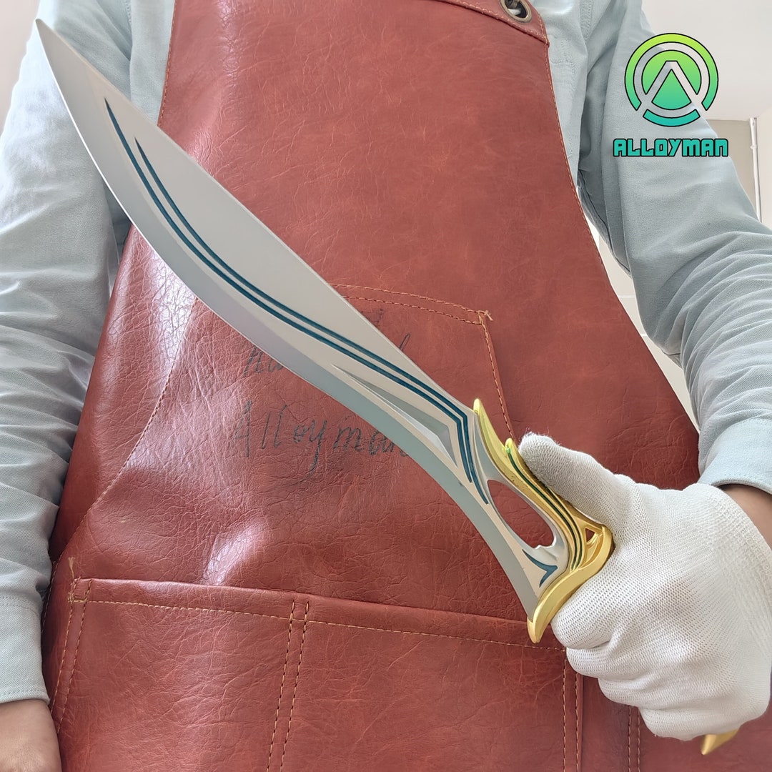 Sovereign Knife Life Size Metal Replica Artwork Standard Sovereign ...