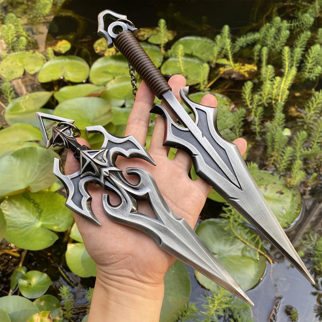 Iconic Game Weapon IRL MK Scorpion Kunai Dull Blade Metal Replica Gamer ...