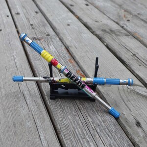 Apex Legends Lifeline Heirloom Pen Alloy Lifeline Shock Sticks Metal ...