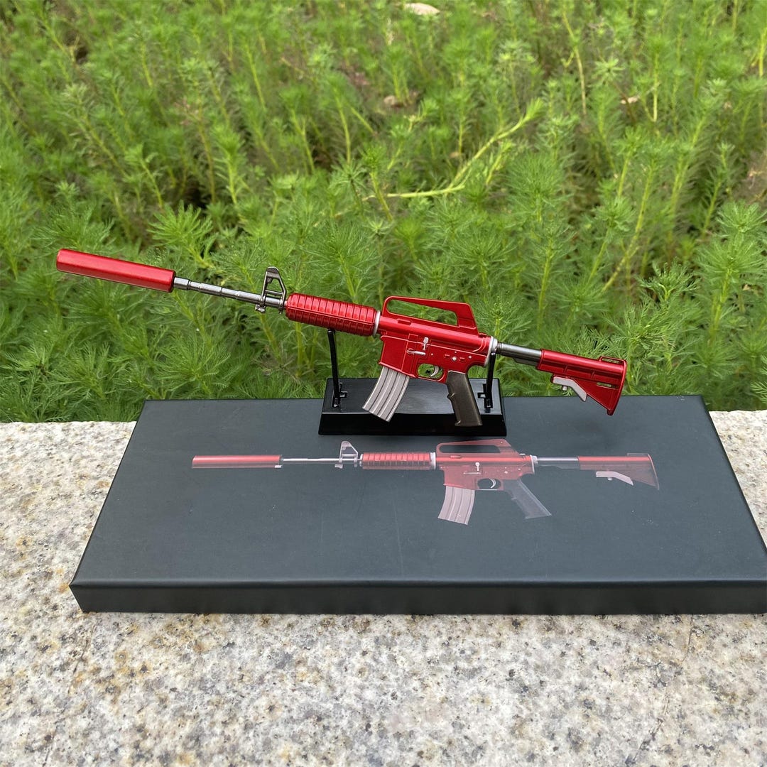 Metal CS2 M4A1-S Hot Rod Small Gun Miniature Gamer Cool Desk Decoration ...