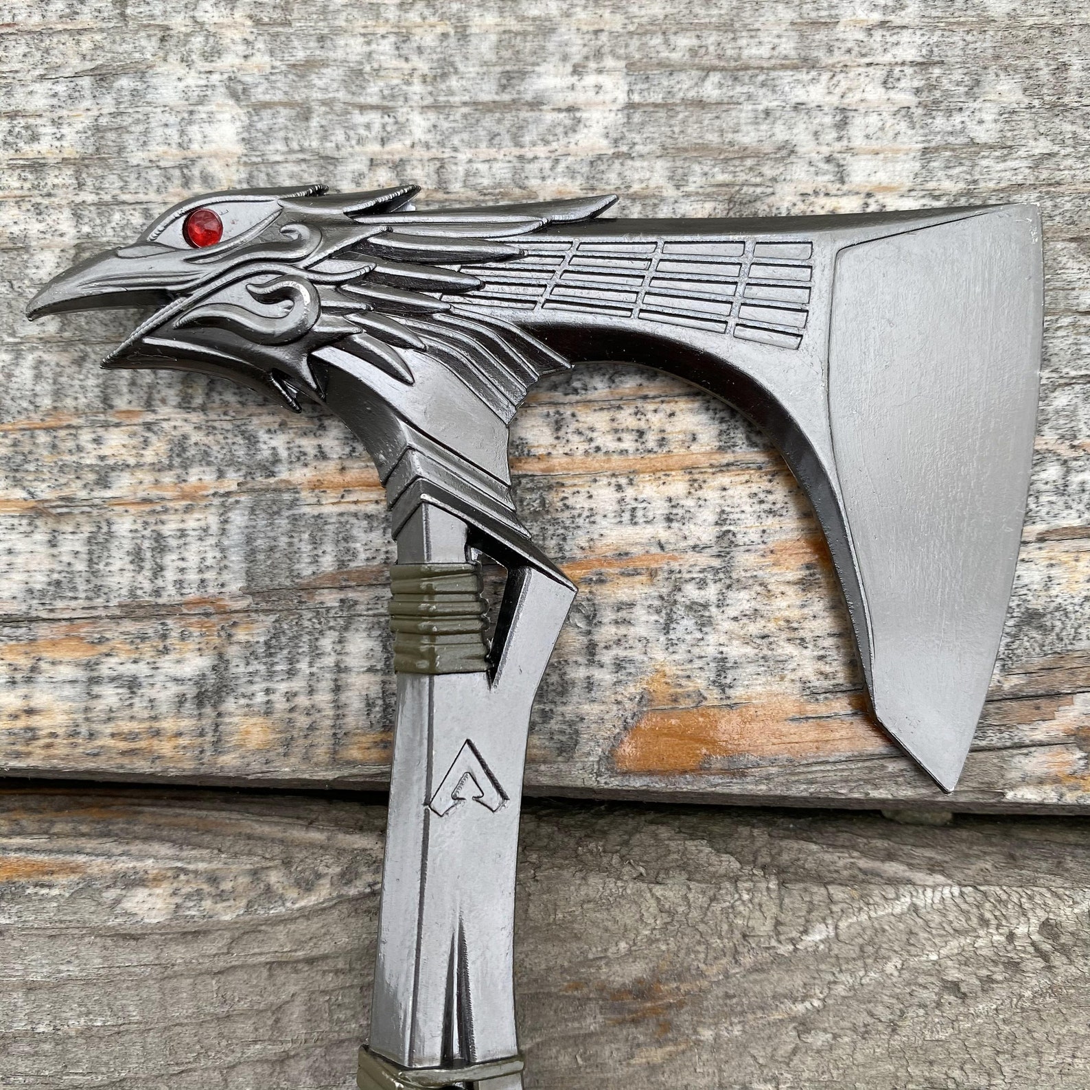 Apex Bloodhound Heirlooms Raven Bite 1 to 2 Scale Small Metal | Etsy UK