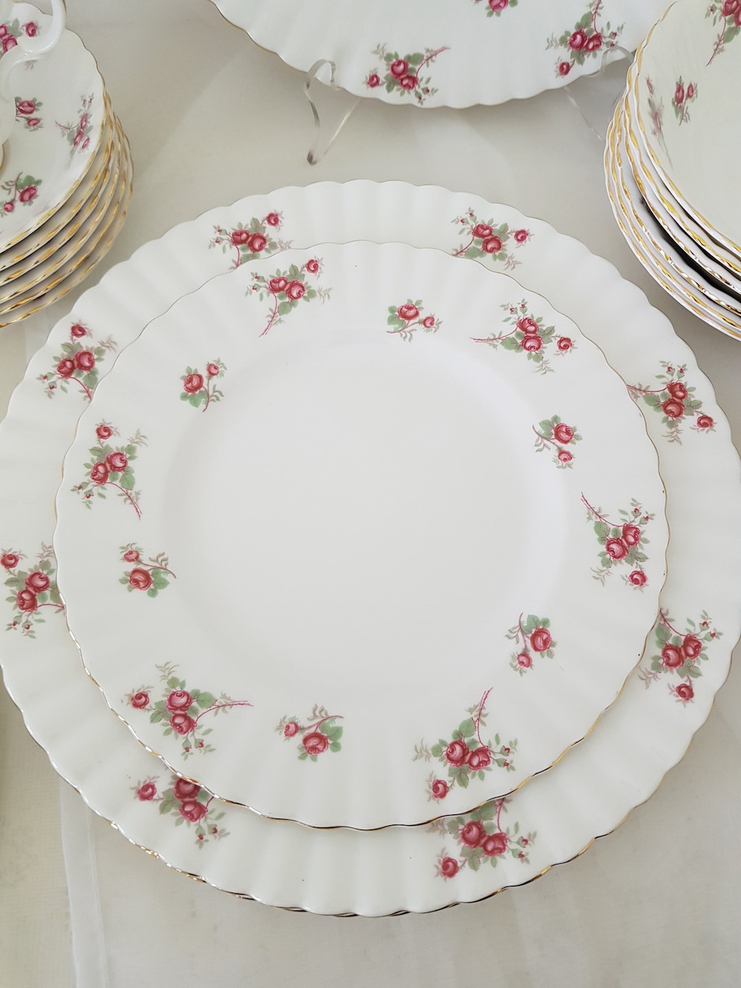 Royal Albert Dinner Set for Six, Red Rose Pattern, 1960s, English Bone ...