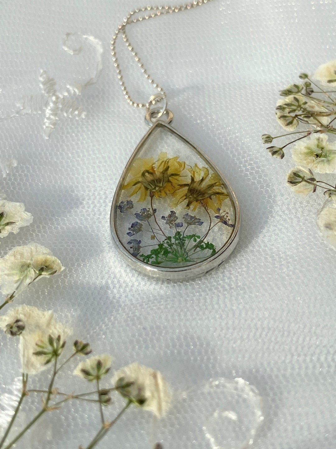 Hawkweed and Queen Anne's Lace Epoxy Resin Necklace With Real Dried ...