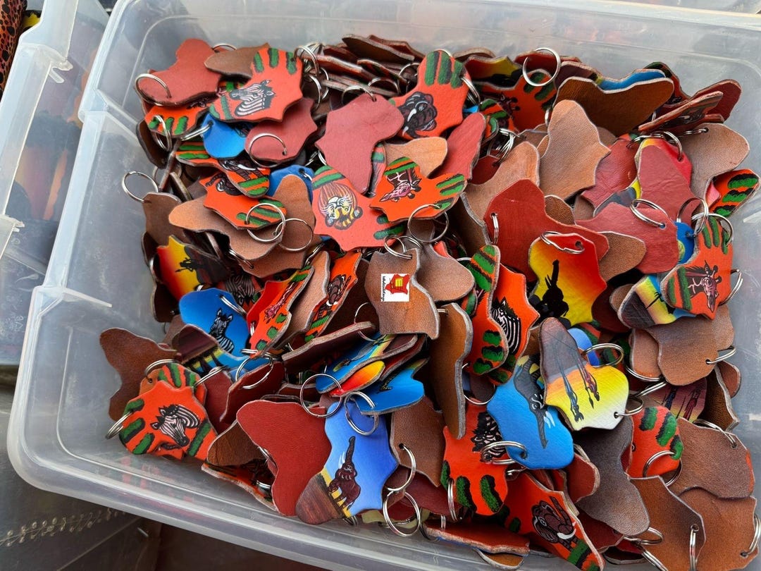 Personalized Leather Keychain,animal Printing Leather Keyholders,kenyan ...