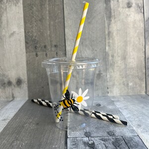 Bee Party Cups: 12 Oz Disposable Plastic Cups With Straw (set of 7) - Etsy
