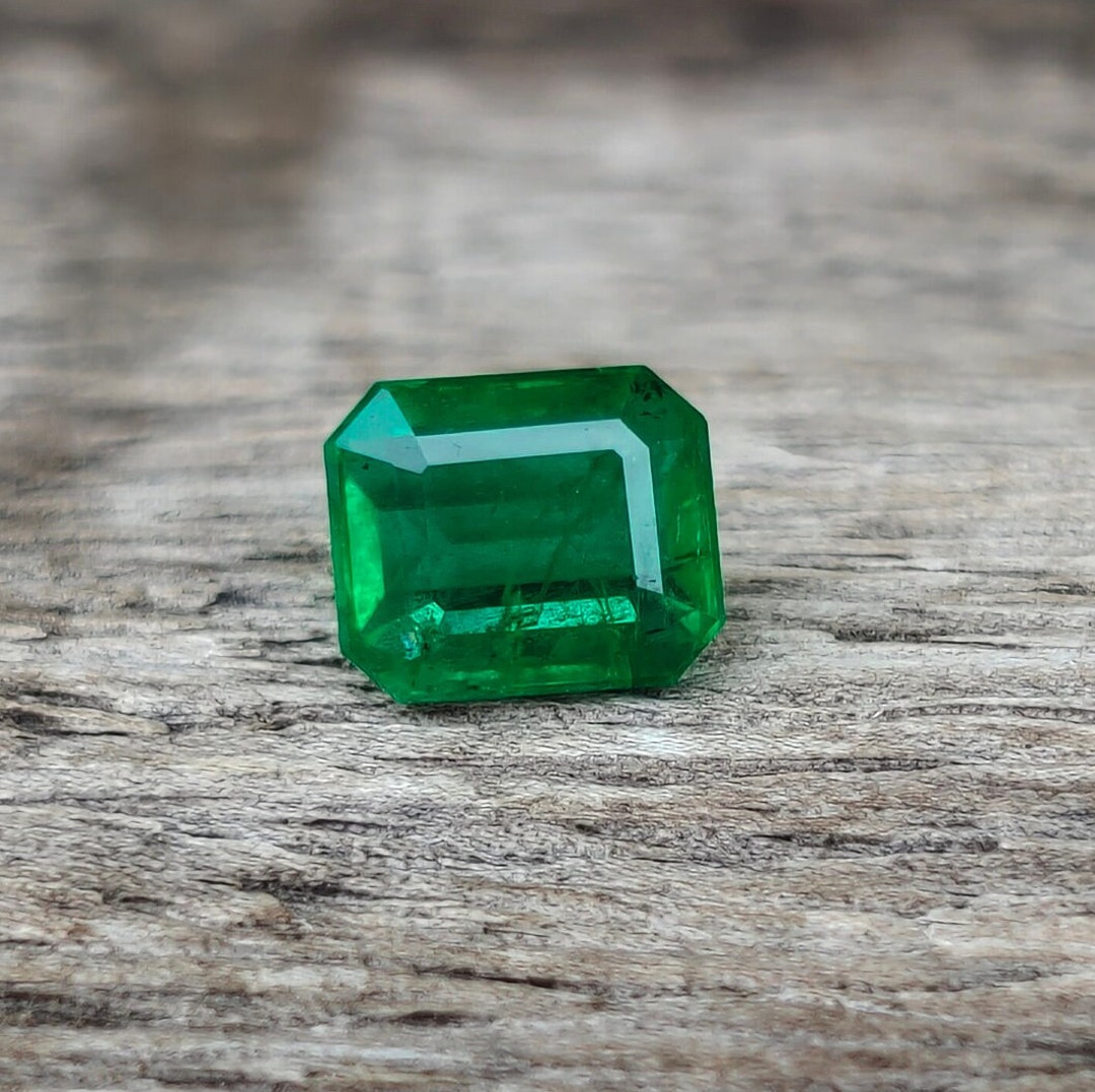 Rich Green Natural Emerald 2.40 Octagon Cut-certified Natural Emerald ...