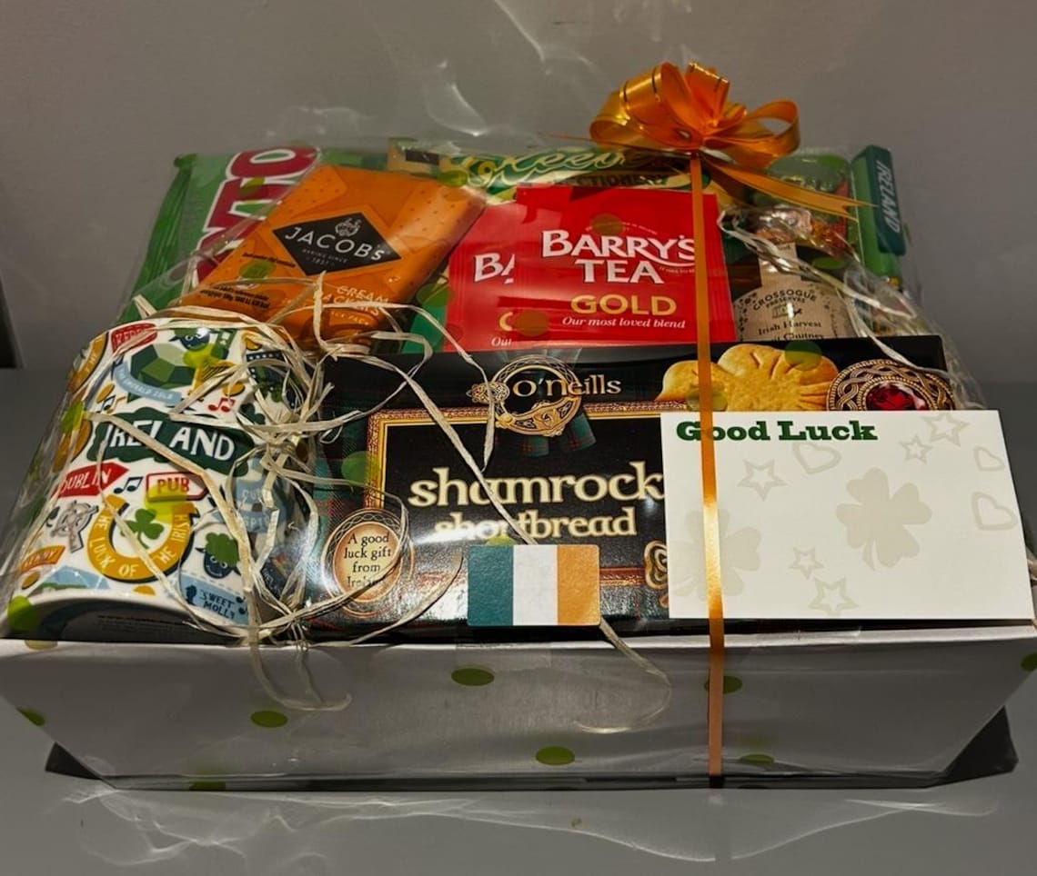 Irish Gift Hamper | Ireland Snack Gift | Gift Box From Ireland | Irish ...