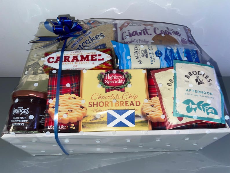 Scottish Food Gift Hamper | Luxury Treat Box - Etsy