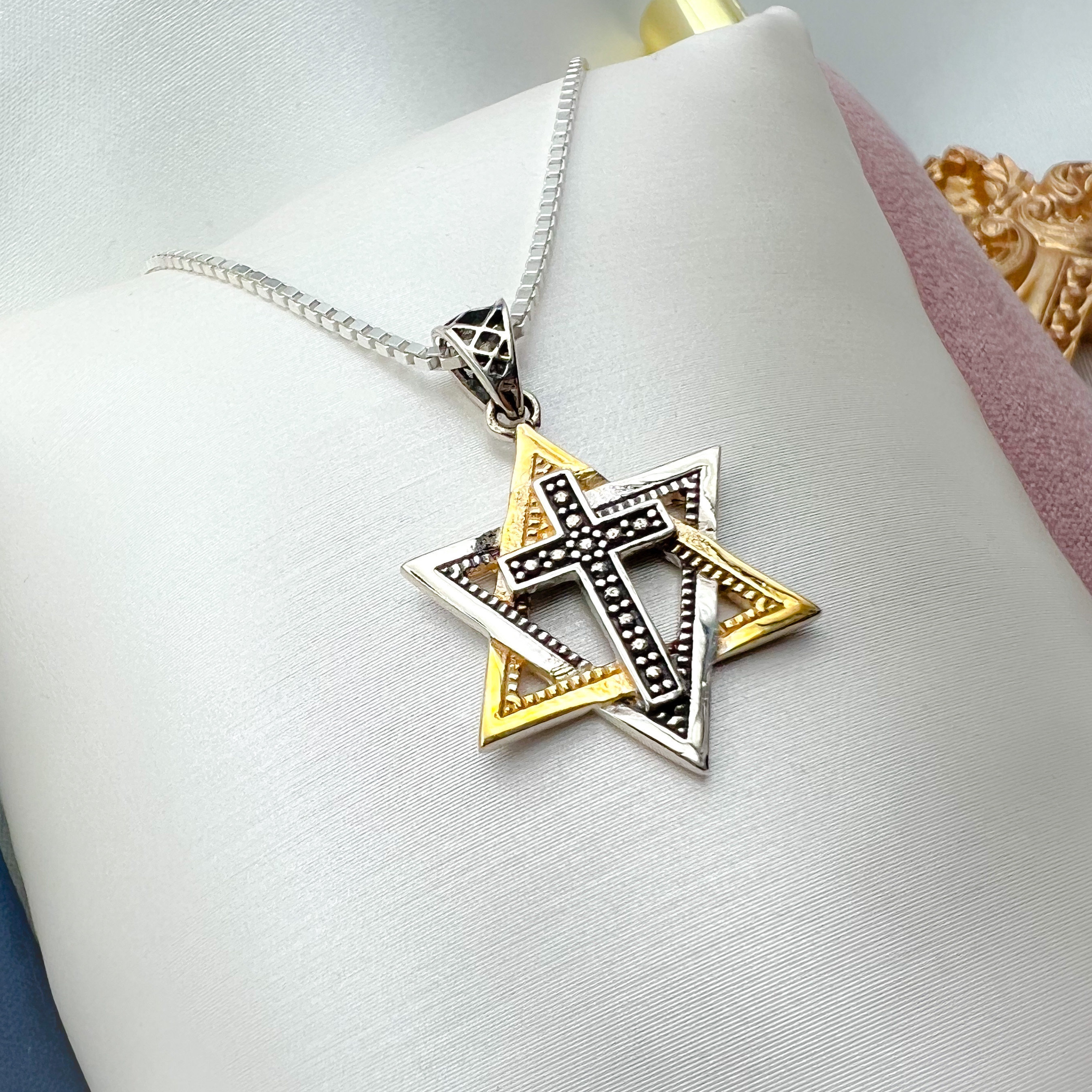 Elegant Messianic Star of David Cross Pendant | Dazzling Zircons ...