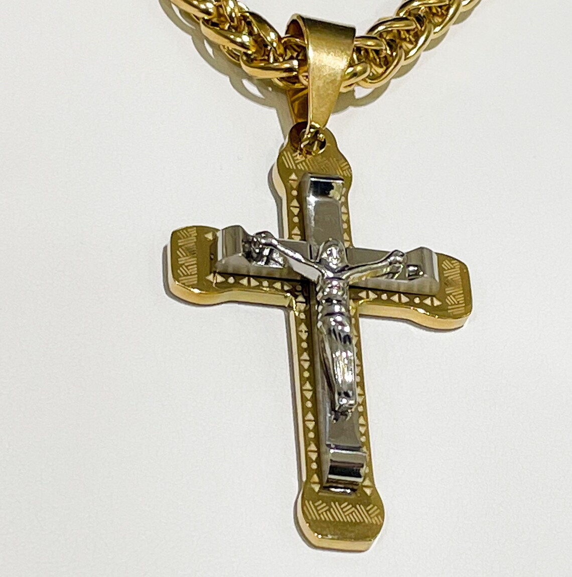 Crucifix Necklace / Jesus on the Cross With Huge Chain - Etsy