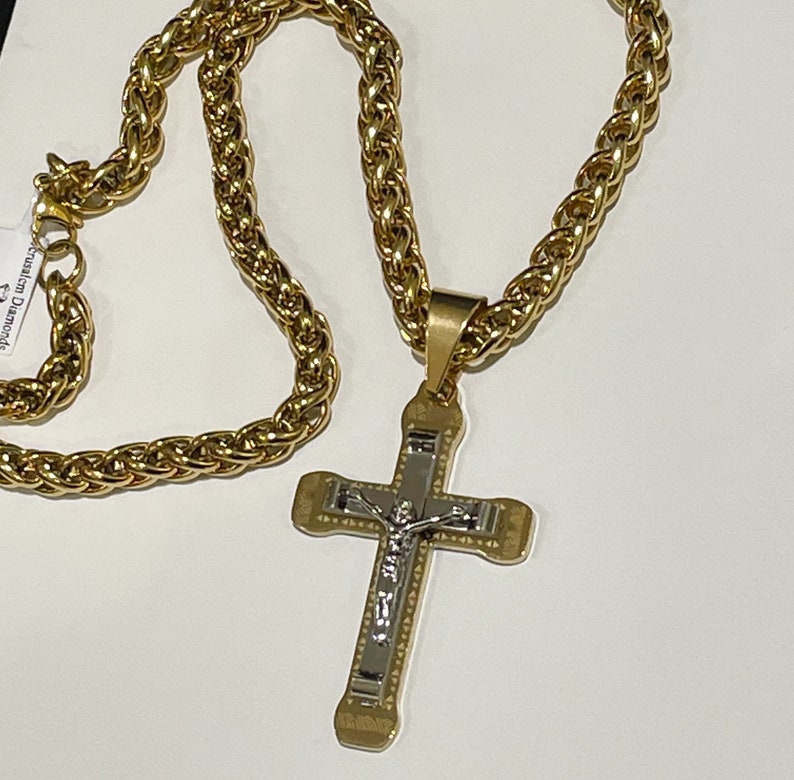 Crucifix Necklace / Jesus on the Cross With Huge Chain - Etsy