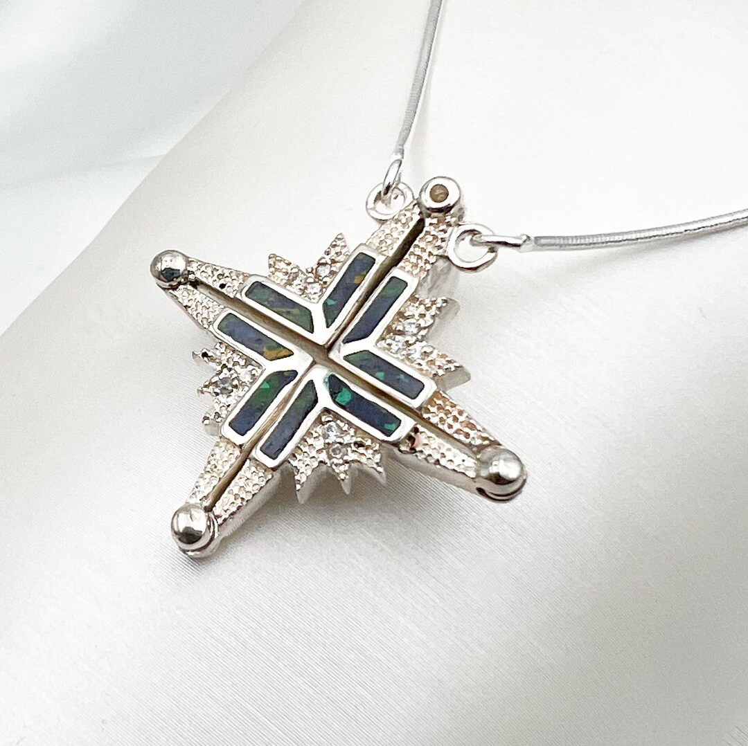 Star of Bethlehem Opening Pendant. Silver 925 Pendant With the King ...
