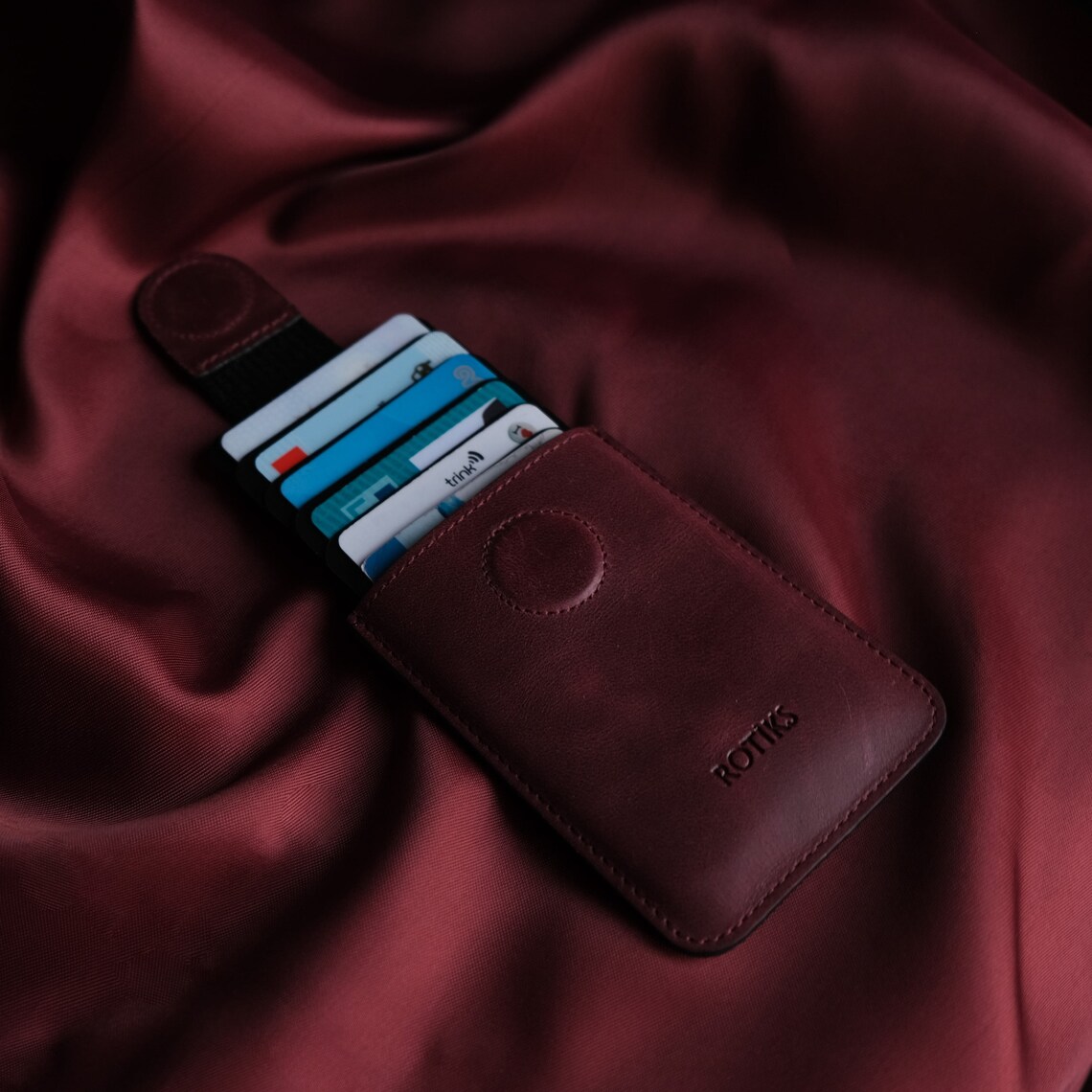 Personalized Leather Card Holder – Pop-up 6 Cards, Rear Cash Slot - Etsy