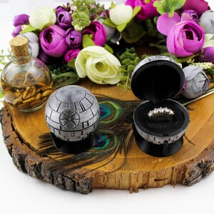 Death Star Ring Box | for Weddings or Marriage Proposals | Stand and ...