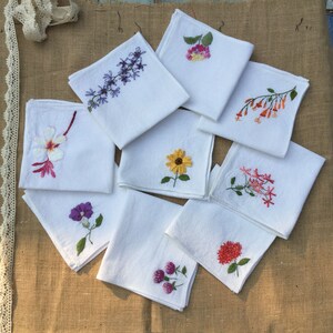 Simple Hand Embroidery Designs for Handkerchiefs, Linen Fabric ...