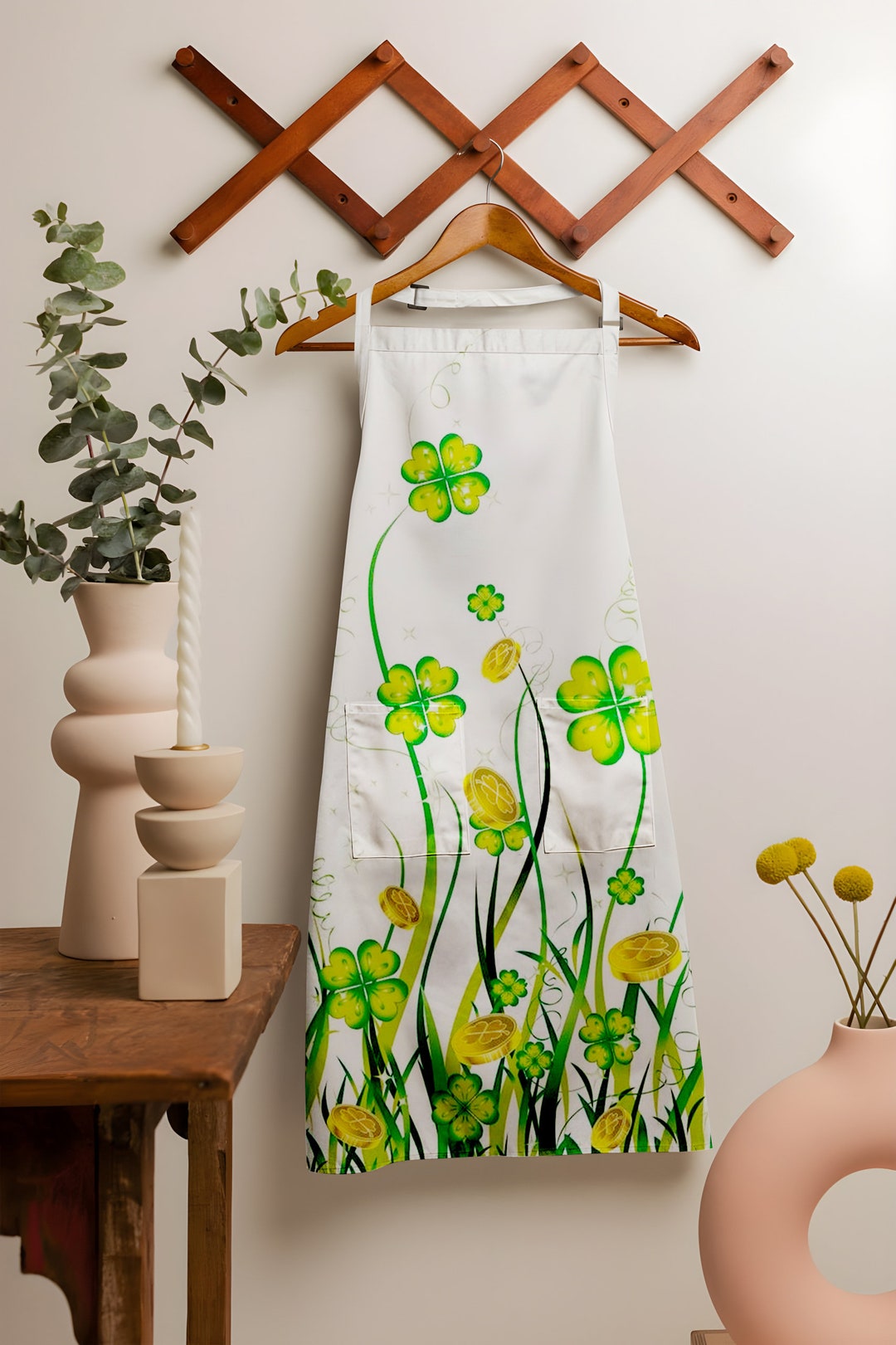 St. Patrick's Day Shamrock Coins Apron, Shining Lucky Apron With ...
