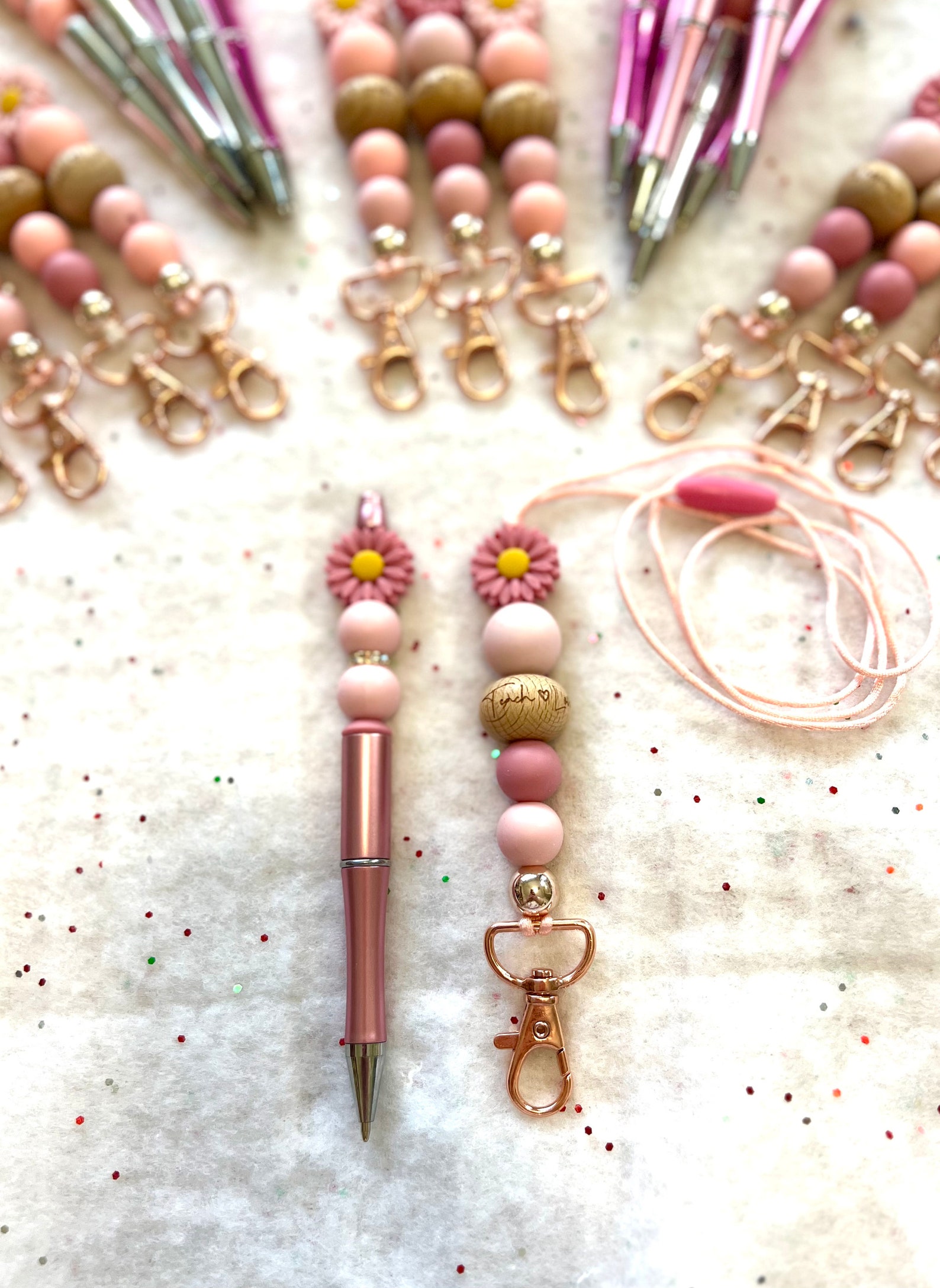 Georgia Stylish Gift Set for Teachers or Work With Lanyard & Beaded Pen ...