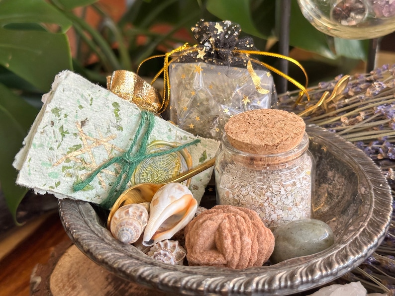 Custom Witch Kit | Personalized Spell, Herbs, Crystals - Etsy