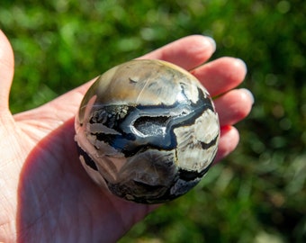 Large Volcano Agate Sphere. 80mm. Stunning UV Reactive - Etsy