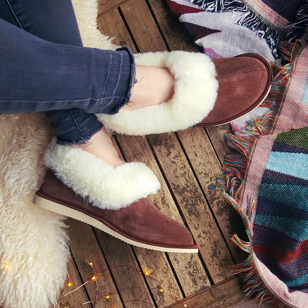MONTANA Handmade Sheepskin Slippers in Dark Brown - Etsy