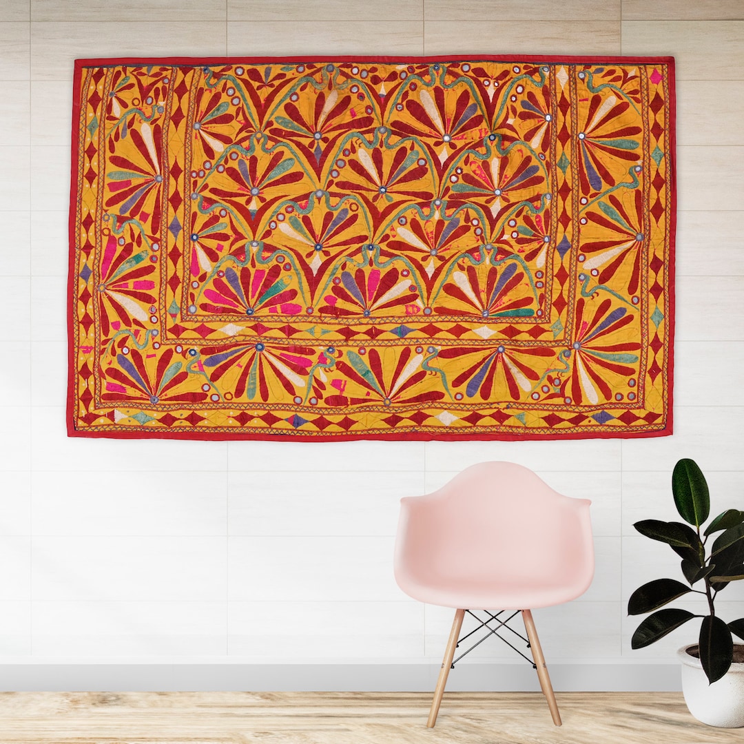 Boho Wall Tapestry Hanging Suzani Floral Wall Painting Hippie Tapestry ...