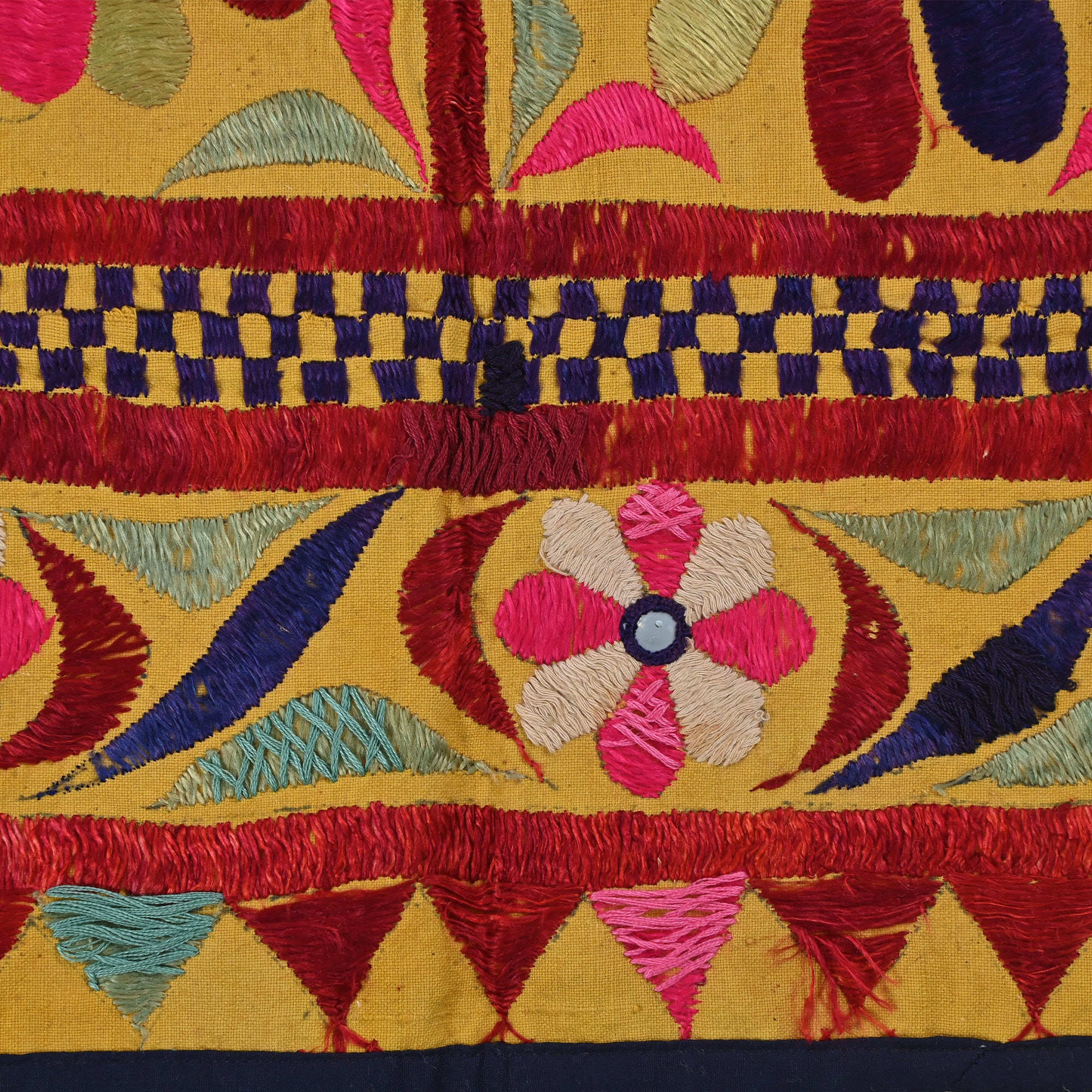 Indian Gujarati Embroidery Suzani Wall Hanging Handmade - Etsy