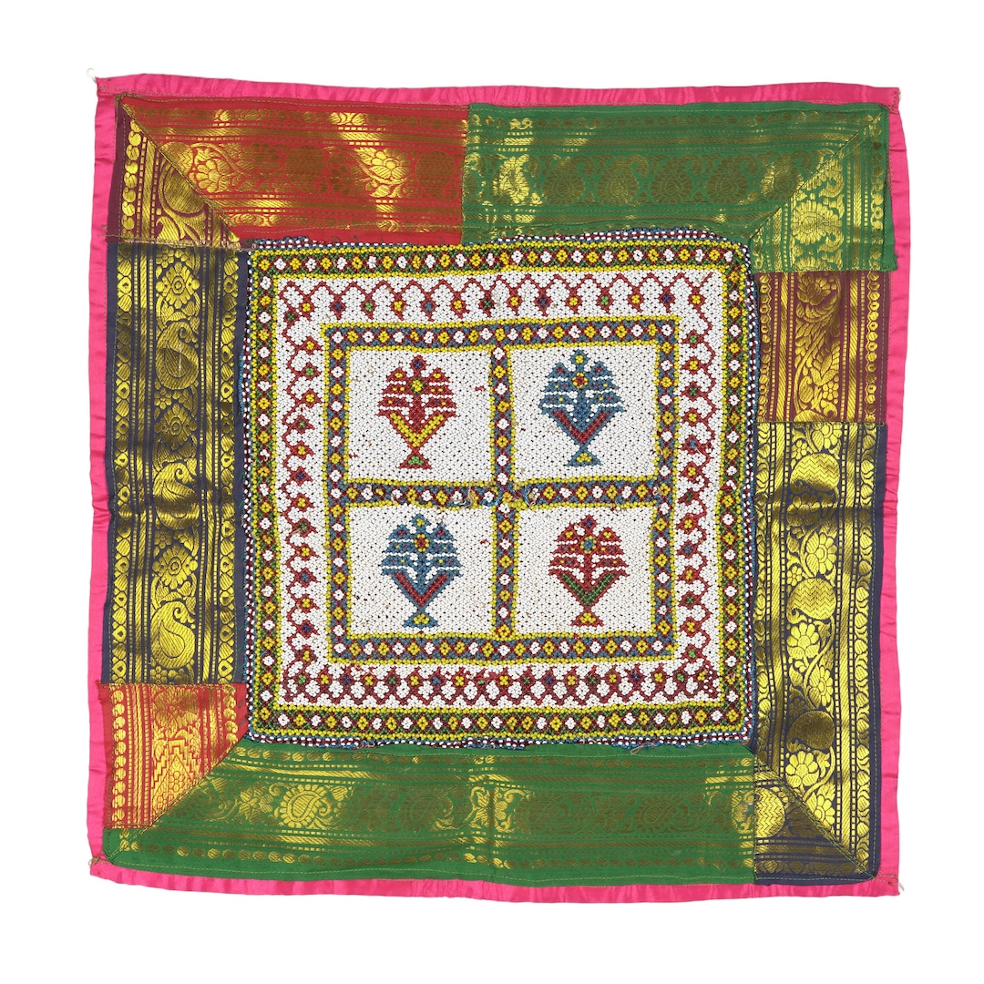 Vintage Wall Hanging Traditional Handmade Pearl Bandanwar House Decor ...