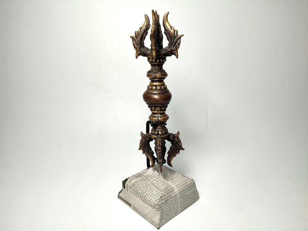 Bajra Bronze, Vajra Dorje Thunderbolt Statue, Lord Weapon, Hindu God ...
