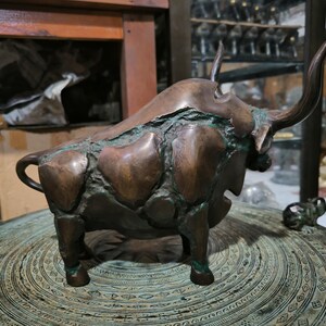 Antique Bull Statue, Big Bull, Abstract Bull, Bronze Bull Statue ...