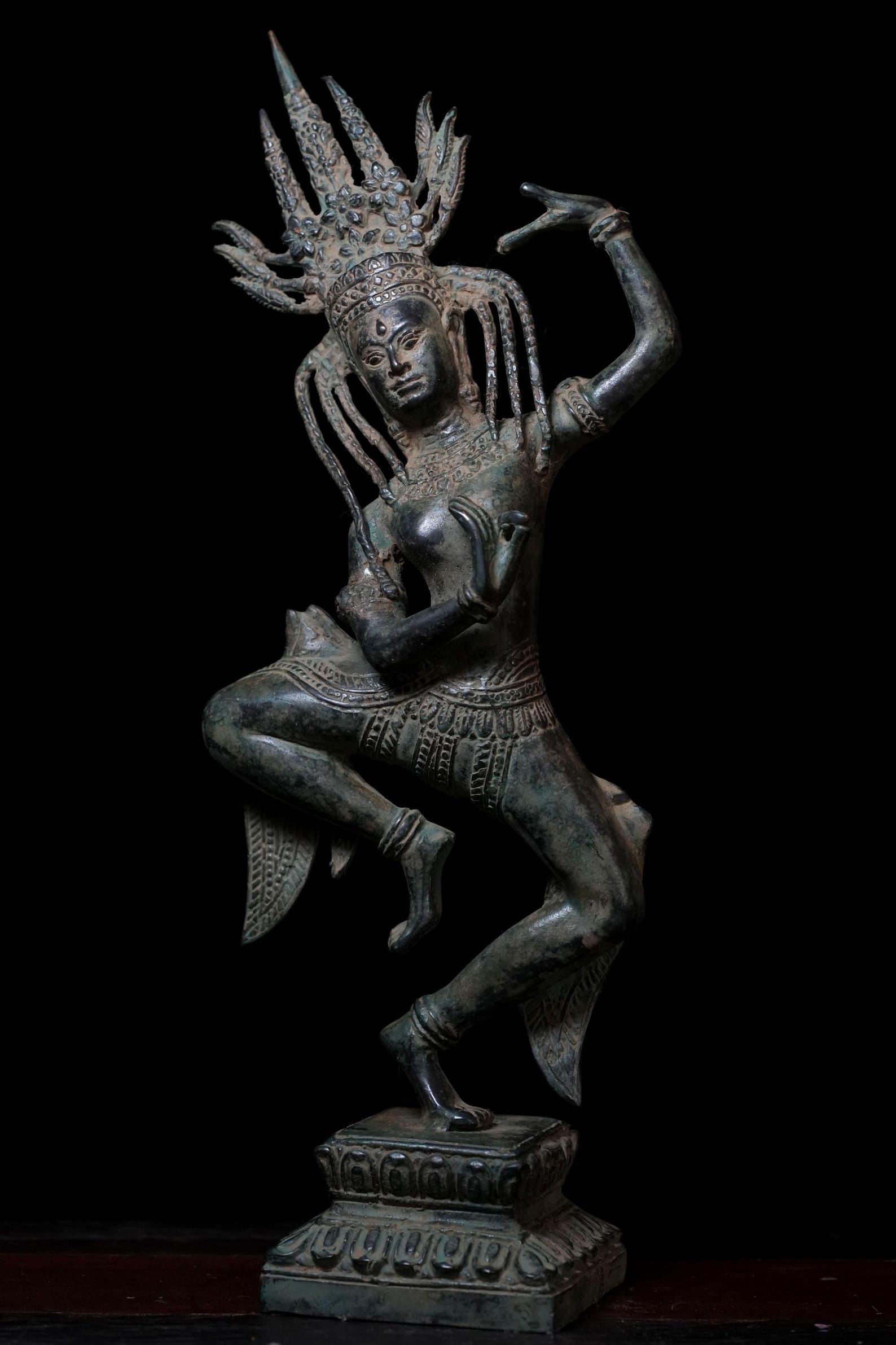 Bronze Dancing Apsara Statue: Antique Khmer Style, Tibetan Buddhist ...