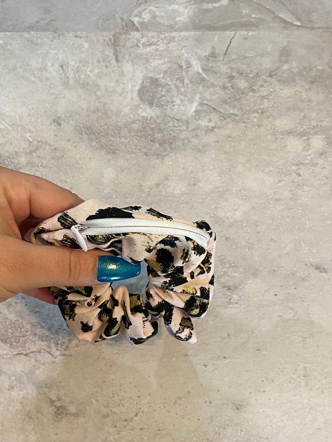 Stash Scrunchies/zippered Scrunchie - Etsy