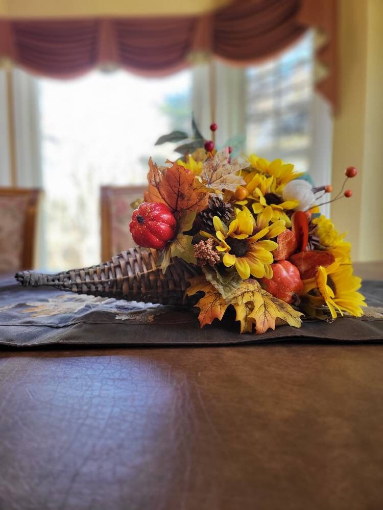 FALL CORNUCOPIA CENTERPIECE Table Decor With Artificial Maple Leaves ...