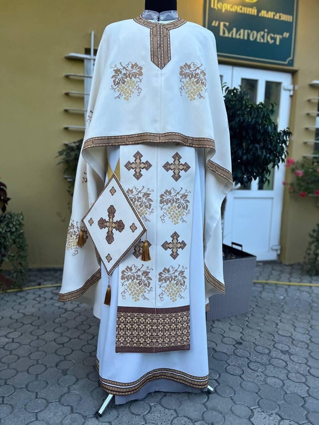 White Embroidered Orthodox Vestments – Greek Priest Robe With Grapes - Etsy