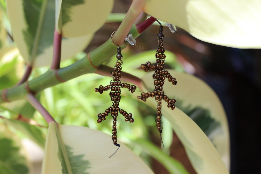 Bronze Small Miniature Bead Lizard Earrings - Cute Fun Unique Accessory ...