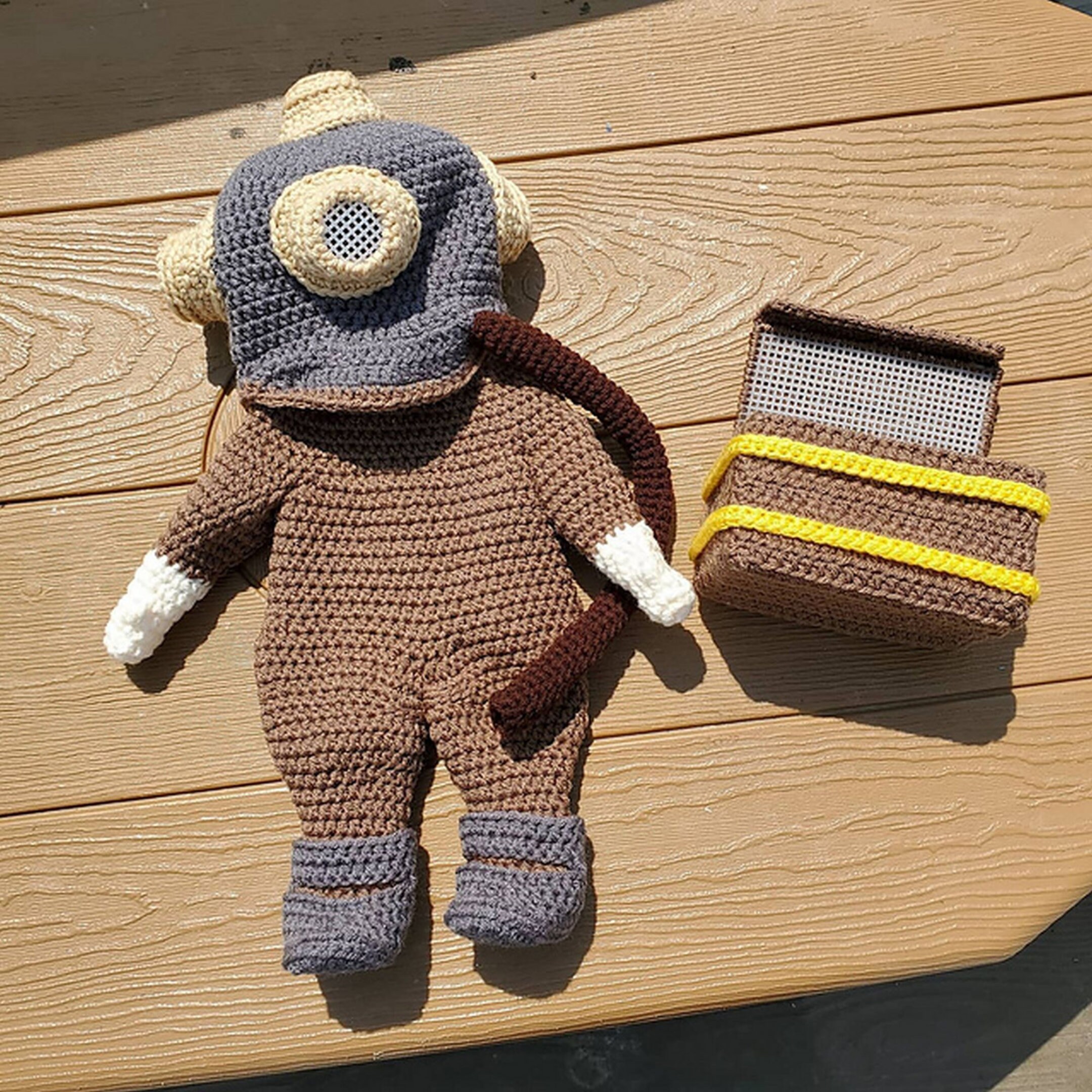 Amigurumi Doll Deep Sea Diver Outfit Crochet PATTERN, Nautical Deep ...