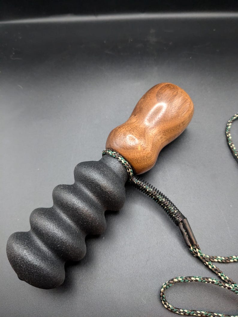 Bellow Style Squirrel Call. Hunting. Game Call. Squirrels Distress ...
