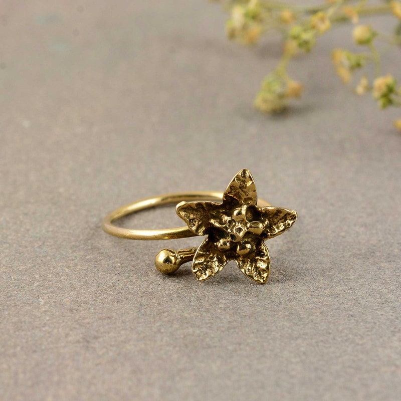 Open Flower Ring - Etsy