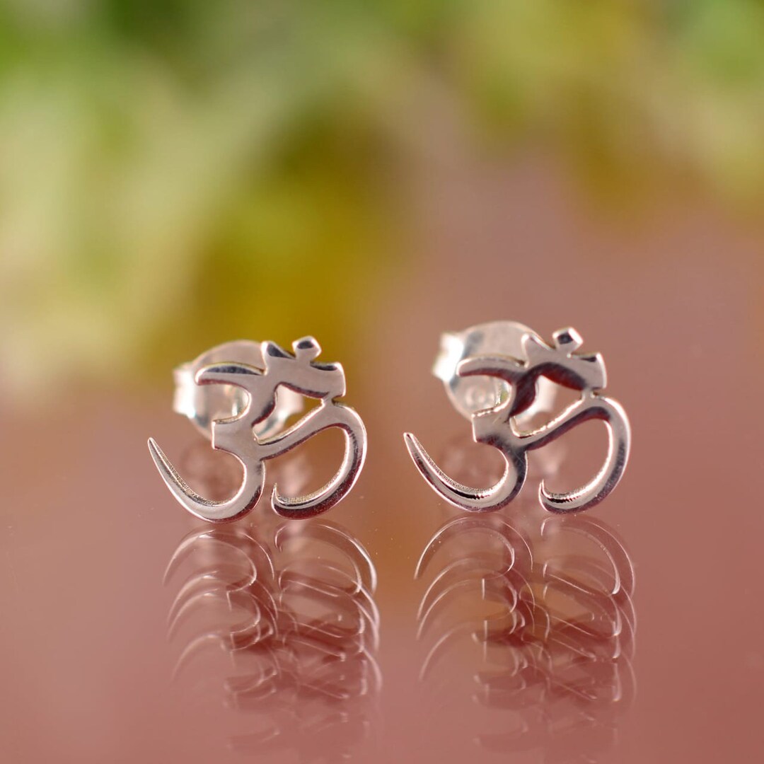 Aum Gold Studs, Tiny Aum Symbol Stud Earrings, Minimalist Hindu Yoga ...