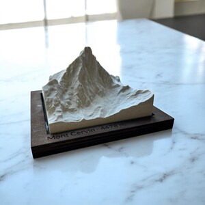 Matterhorn 3D Relief Map – Light-colored Concrete Mountain Sculpture ...