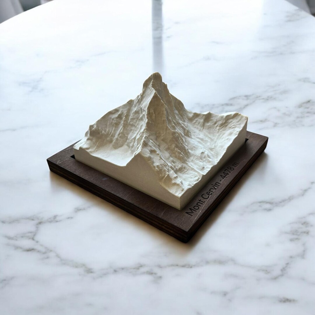Matterhorn 3D Relief Map – Light-colored Concrete Mountain Sculpture ...